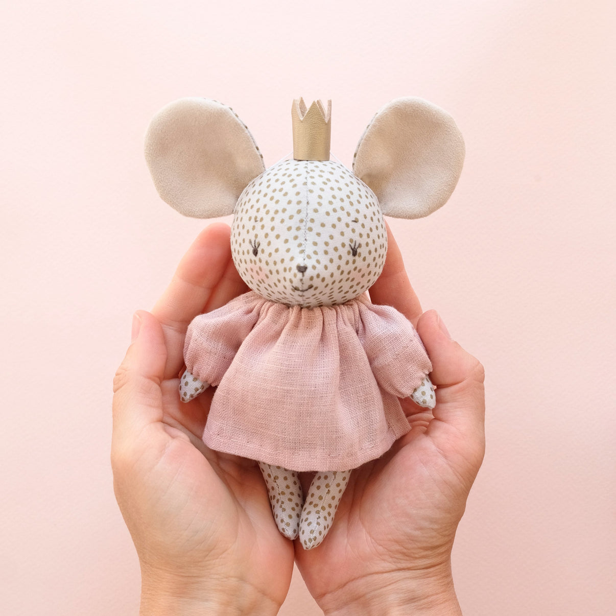 MAMA & BABY MOUSE – 10x2 Studio