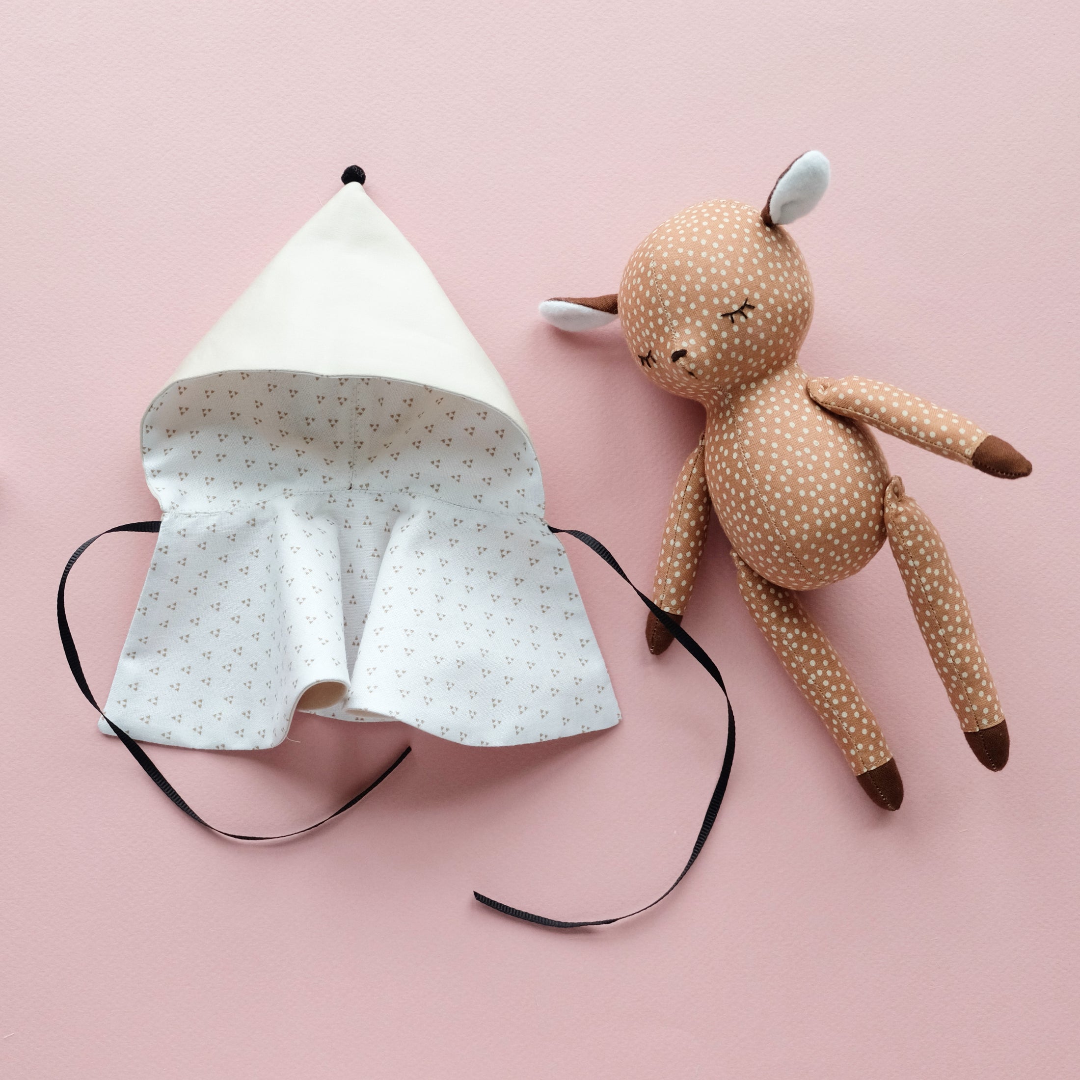 SMALL DEER – 10x2 Studio